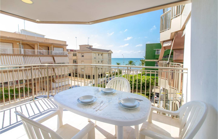 Amazing Apartment In Santa Pola - Santa Pola