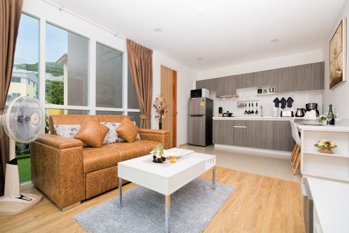 Stylish Apartment With A Separate Bedroom@kata - 900m - Thailand