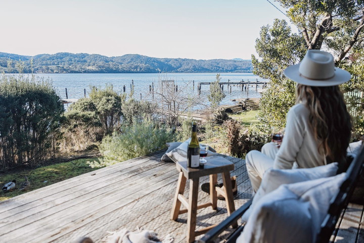 Bushy Summers - Secluded Waterfont Shack, Strahan - Strahan