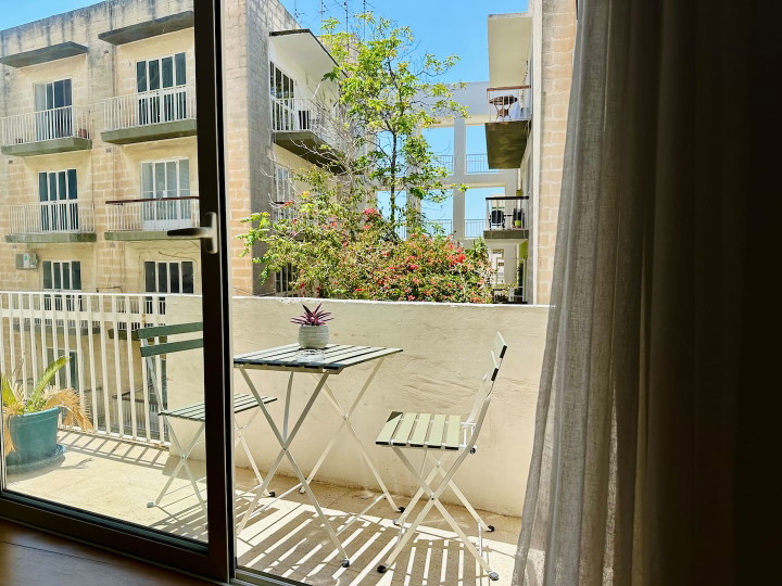 Sliema Luxury Charm | Sea Side | Pool Table - Malta