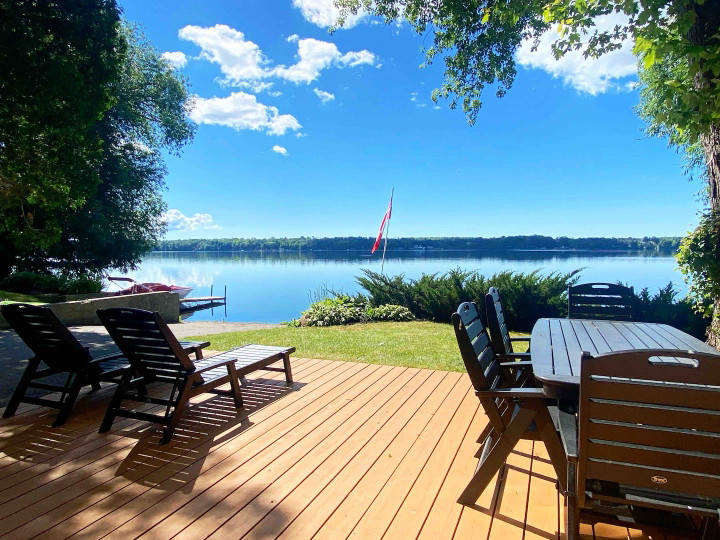 2 Private, Quiet Lakefront Cottages - Prince Edward County
