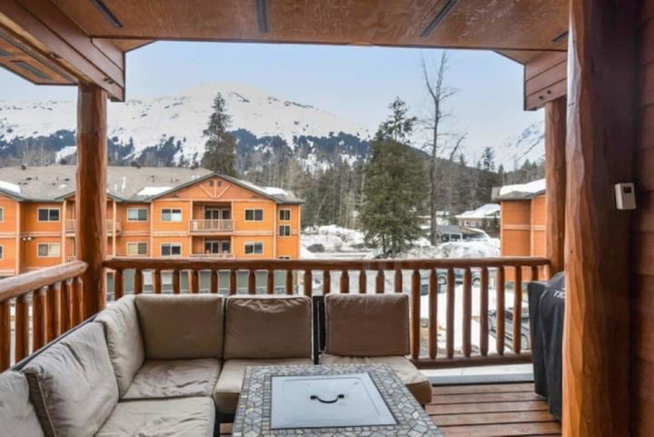 The Snowy Raven - Relax And Play In Girdwood Ak! - Girdwood, AK