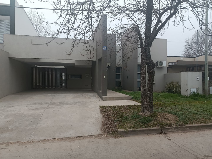Complejo La Casita - Esperanza