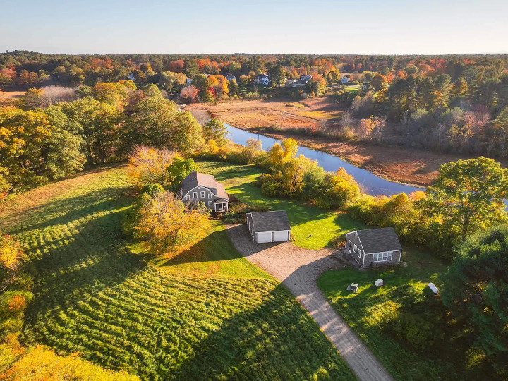 Classic, Calm River View & Centrally Located Home - Kennebunk, ME