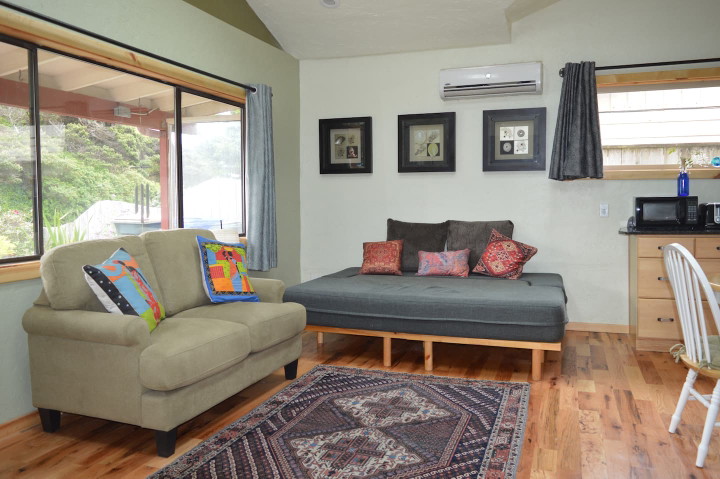 Nye Beach Nook: 1 Block To Beach, Private, Dogs Ok - Newport, OR