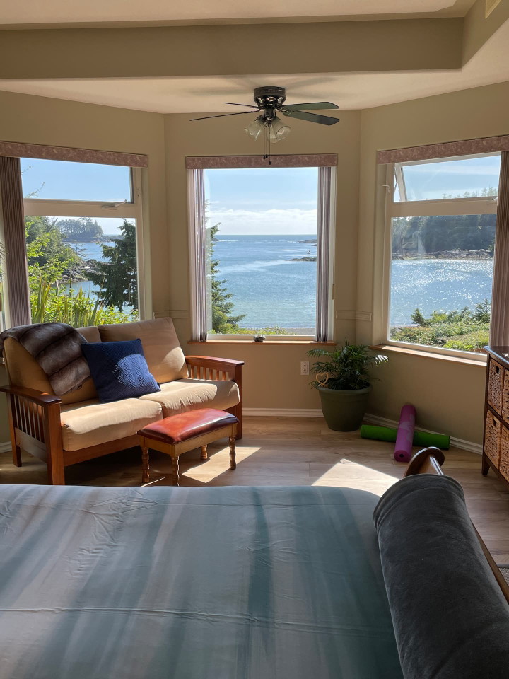 Ocean Dreams - Spectacular Beachfront Guest Suite - Ucluelet