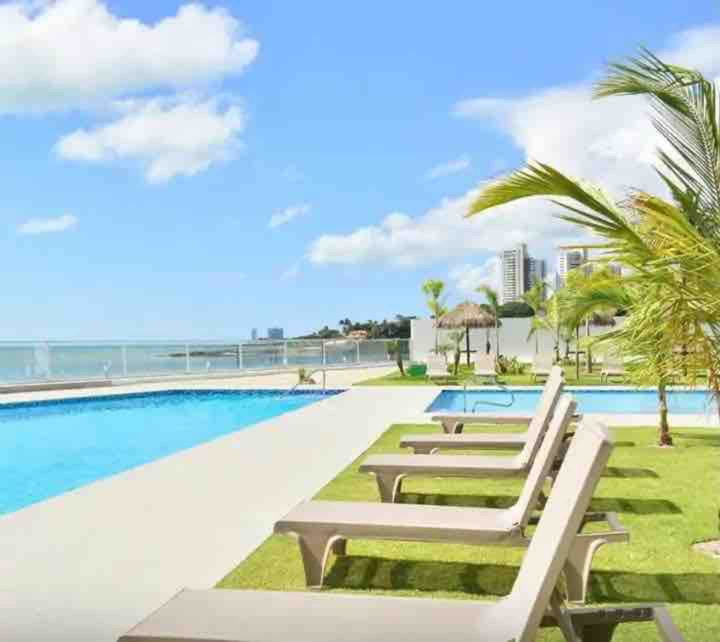 Amazing Ocean View. Beachfront 1902 Royal Palm - Panama