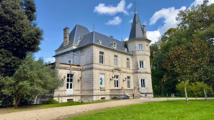 Manor - 2 Bedroom Apartment - 3rd Floor - Lot-et-Garonne