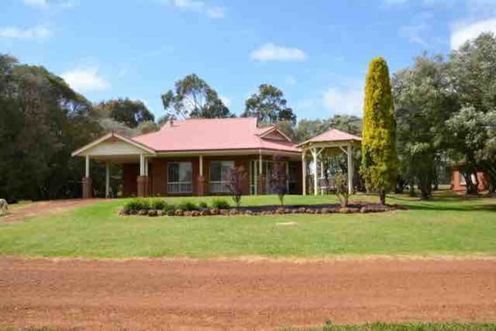 Karri Ridge Chalet - Leeuwin - Perfect For Family - Western Australia