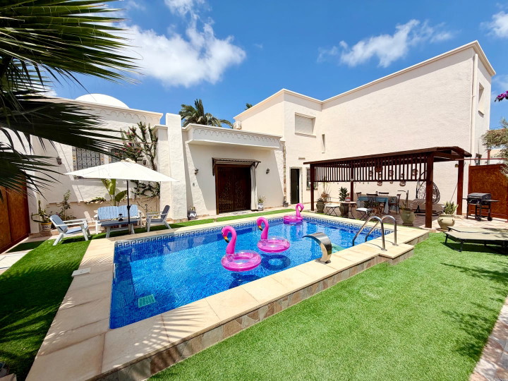 Dar Zohra  Villa Piscine Privée, 10min Plage - Zarzis