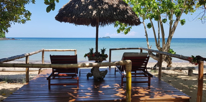 Ampora Beach, Maison Pieds Dans L'eau. - Madagascar