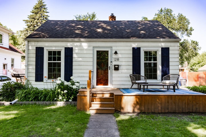 The Cozy Little White House - Fargo, ND