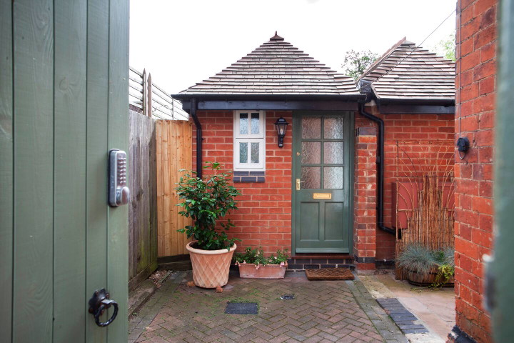 Quiet Detached Guest House In Clarendon Park. - Leicester