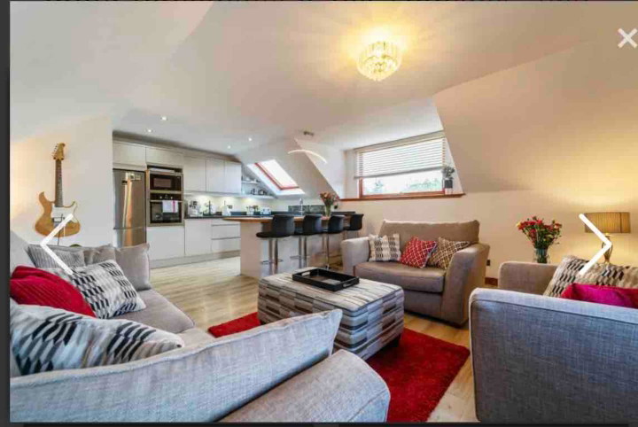 Lovely 2 Bed Apartment In Auchterarder Town - Auchterarder