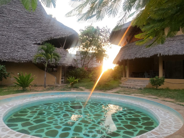 Swahili Cottage By The Quiet Beach - Kenya