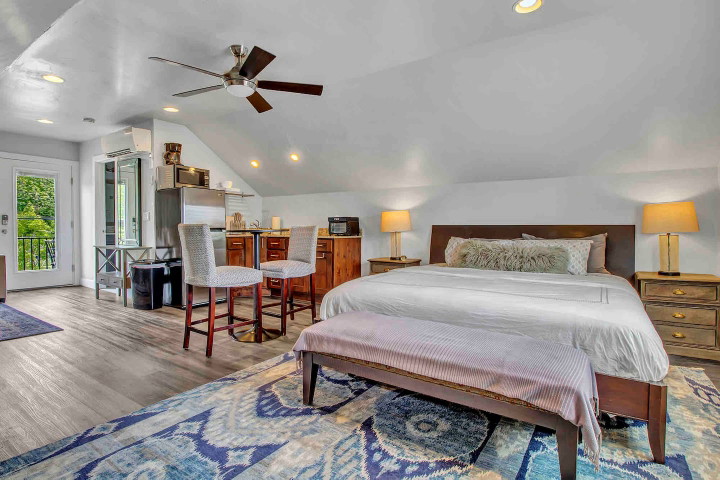Cozy And Convenient Sugarhouse Studio - Salt Lake City, UT