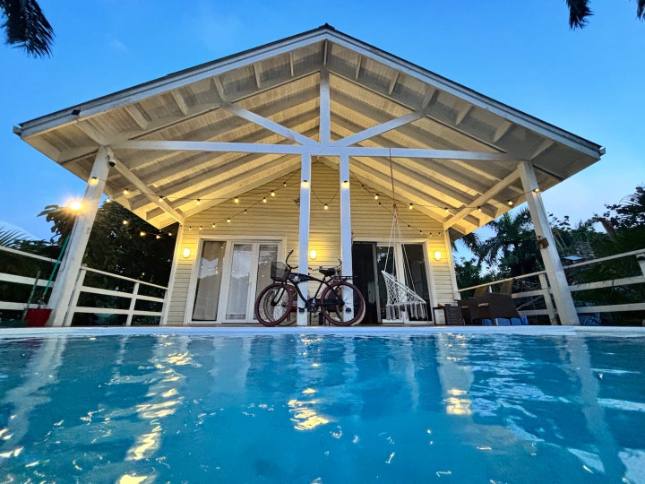 Private Pool Villa In Utila  Dive & Relax - Honduras