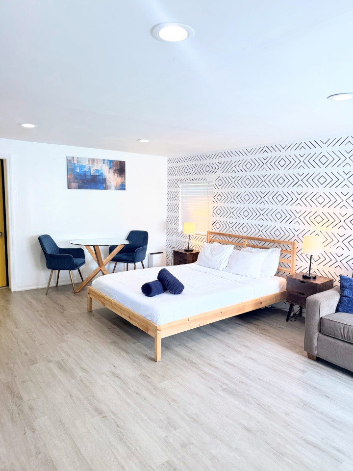 Sunshine Escape Guesthouse - Winter Park, FL