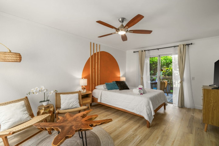Serene Studio W/ac, Pool, Hot Tub, & Lanai - Kauai, HI