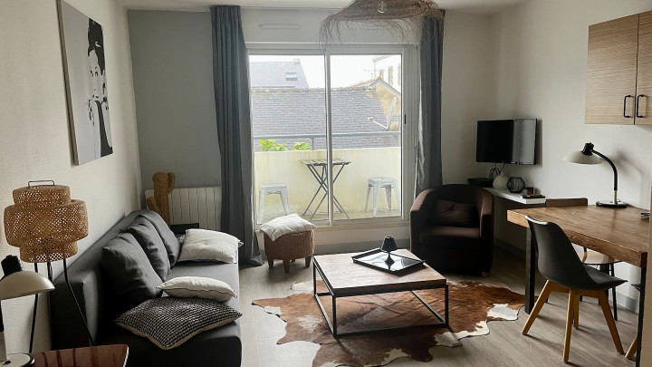 2 Pièces Balcon Wifi Parking
Vannes Centre - Vannes