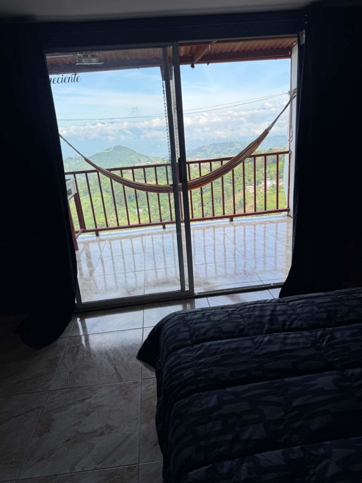 Apartamento Con Espectacular Vista - Manizales