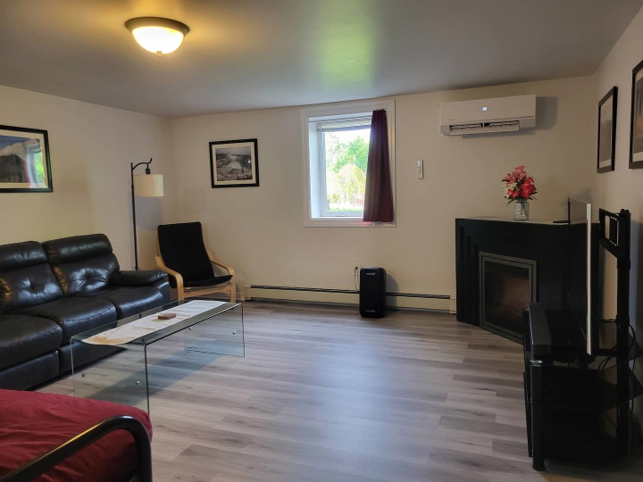 West Side Guest Apartment - New Glasgow