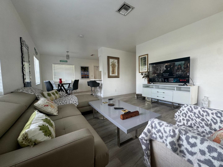 Mango#2 2bedroom 1 Bath Minutes To Beaches - Margate, FL