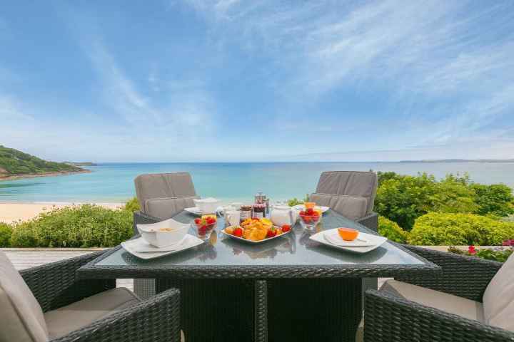 Viridian, Carbis Bay Parking - Sea Views - St Ives