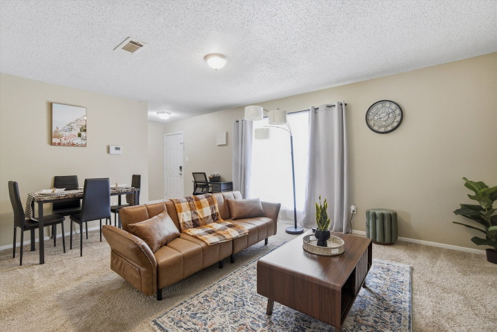 Modern Baton Rouge Stay | Lsu & Downtown | Wifi - Baton Rouge, LA