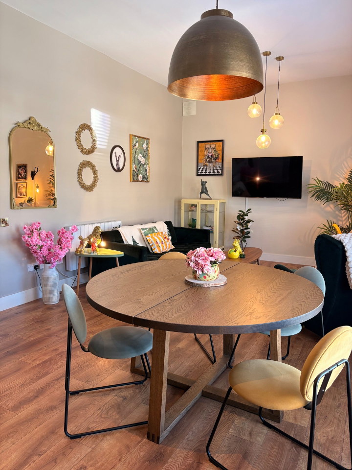 Cozy 2 Bedroom Apt In Ashbourne Town. - Irlanti