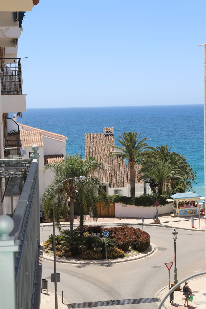 2b Apartamentos Latin - Nerja