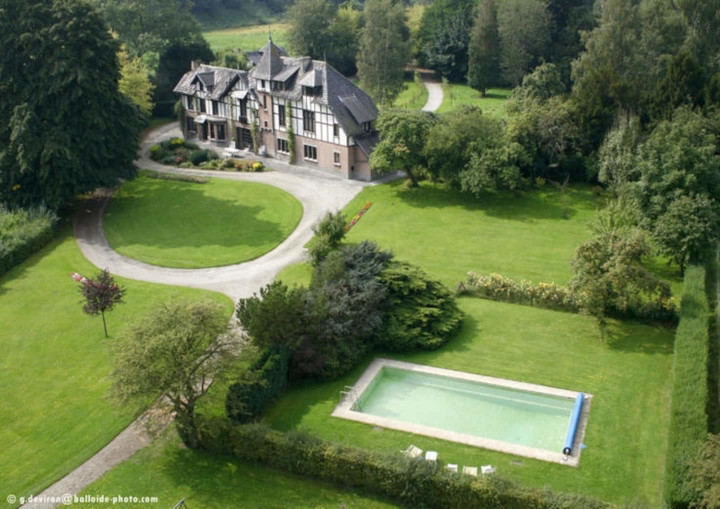 Petit Gîte Modernisé Dans Une Magnifique Demeure - Mons