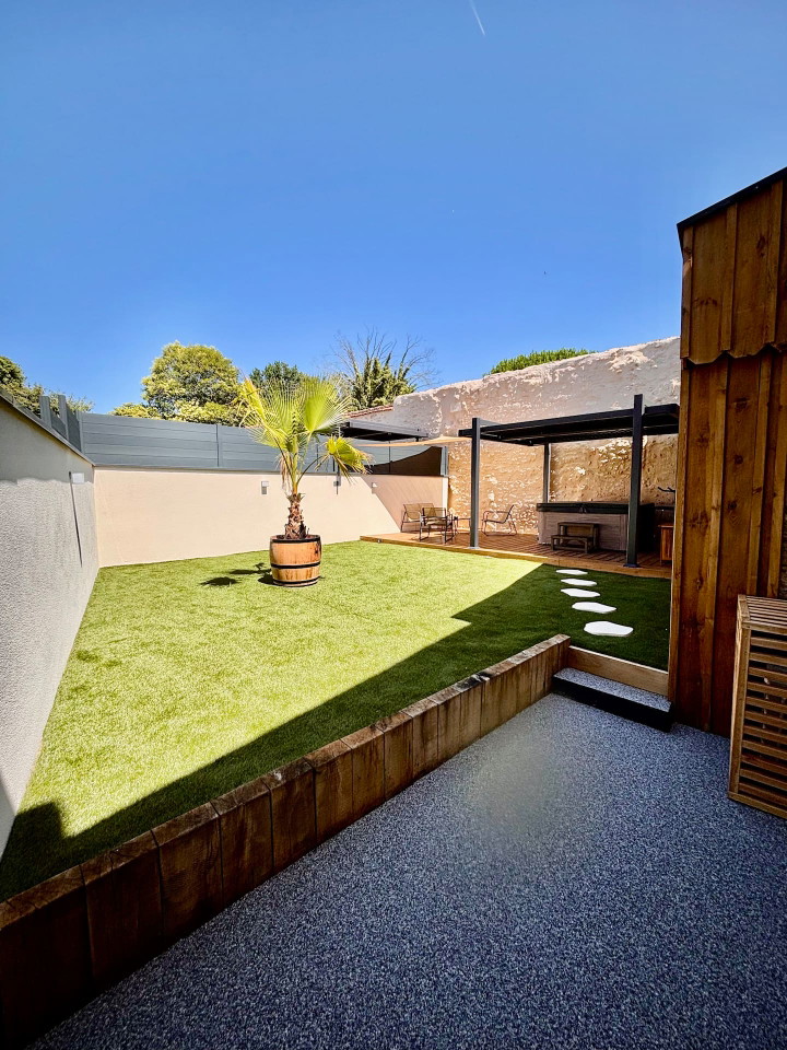 T2 Prestige Avec Spa Privatif & Jardin - Blaye