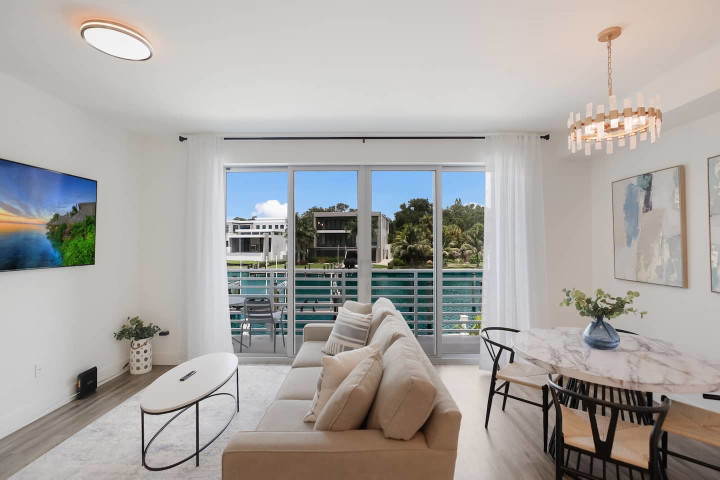Waterfront Condo W/ Kayaks, Resort Pool, Sarasota - Sarasota, FL
