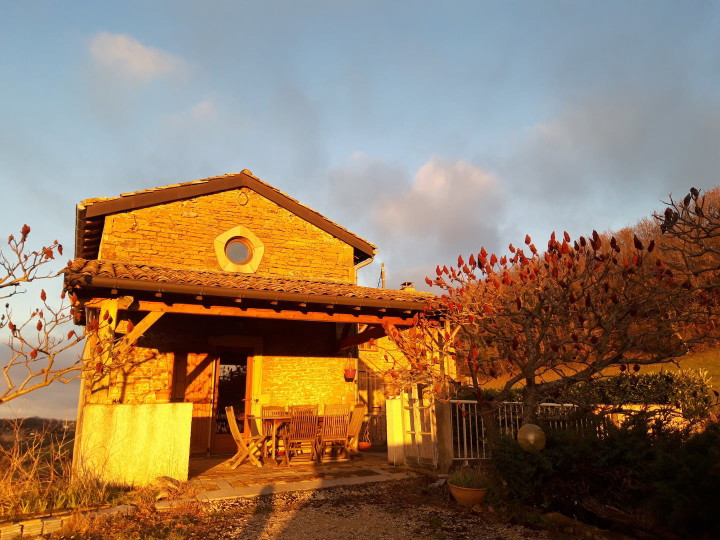 Maison à La Campagne, Proche De Mâcon - Mâcon