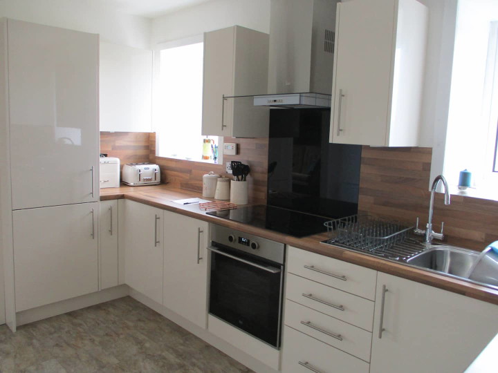 Riverview Cottage, Centrally Situated For Touring. - Lewis and Harris