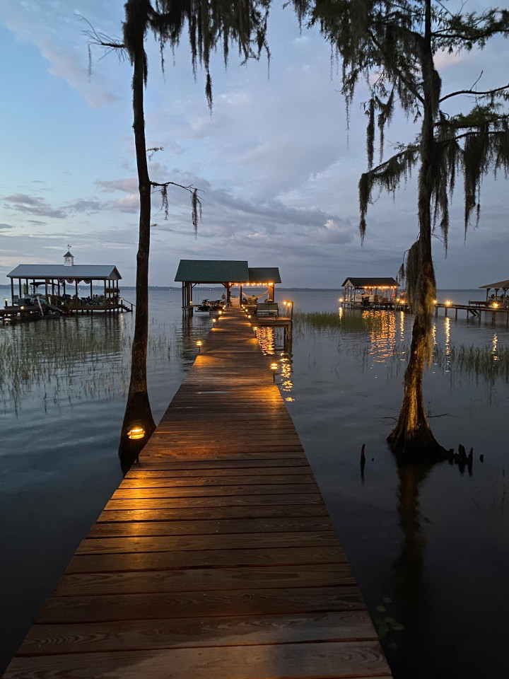 Quality Family Time On Lake Waccamaw - Lake Front - Lake Waccamaw, NC
