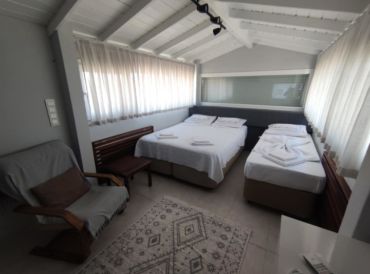 Villa Rain Teras Suit Oda - Çeşme