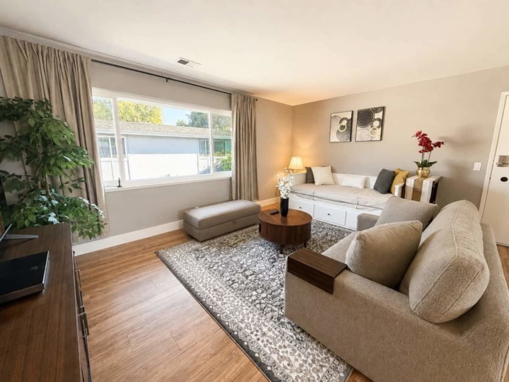 Modern San Mateo Home | Near Sfo & Downtown - Burlingame, CA
