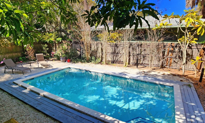 Magnifique Bungalow En Floride : 26-vr-000046 - Sarasota, FL