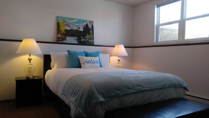 Cozy 1 Bed2 Mi To Both Hosp.  1 Mi To Nd Cap. - Bismarck, ND