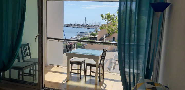 Gruissan : Studio Climatisé, Piscine, Plage à 200m - Gruissan