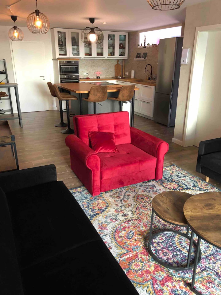 80sqm Maybach Apartment, 5 Beds, 250 Mbit/s - Leonberg