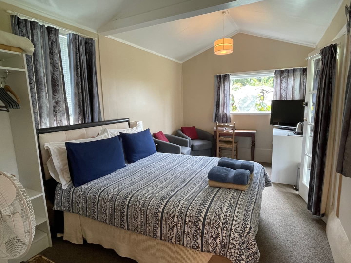 Lewis Inn - Kerikeri