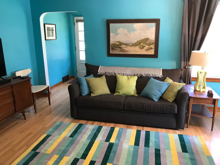 All Natural Aquamarine Cottage - Two Rivers, WI