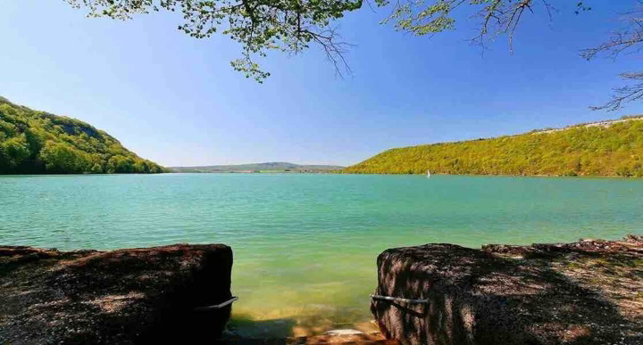 Maison Familiale Dans Le Jura à 200m Du Lac - Baume-les-Messieurs