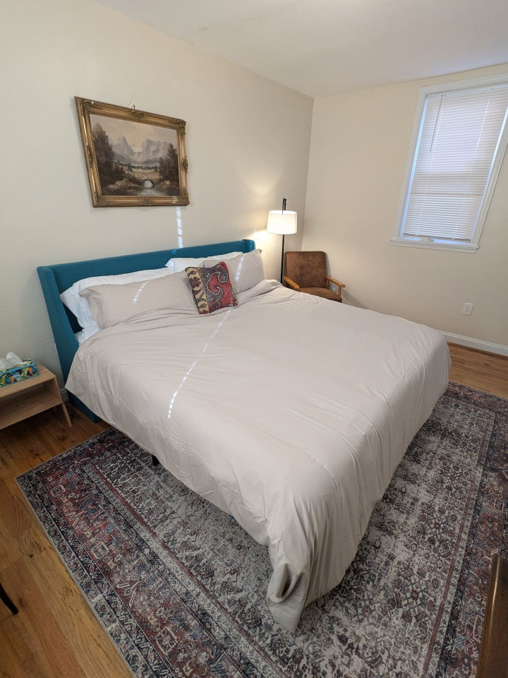 King Bed - Center Of Historic District - New Castle, DE
