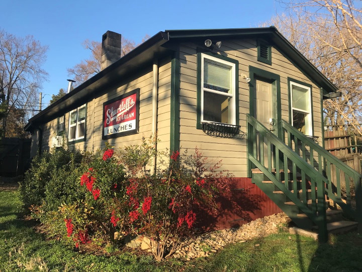 The Store In Hobo, A Reader/writers Retreat. - Hillsborough, NC