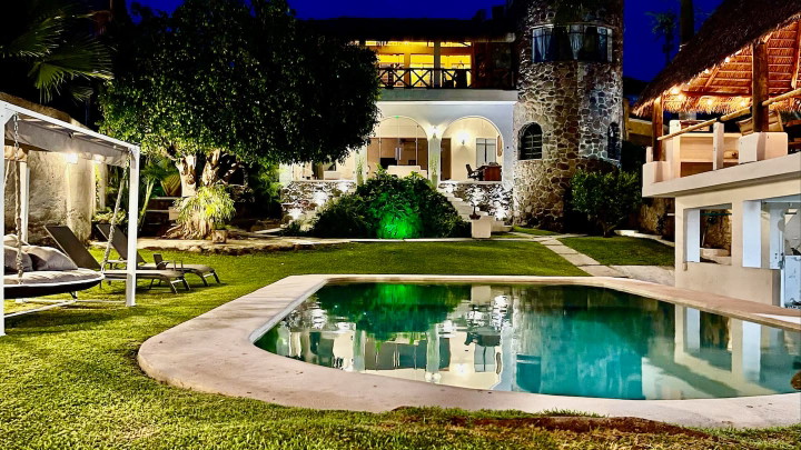 Villa Frente Al Lago - Tequesquitengo