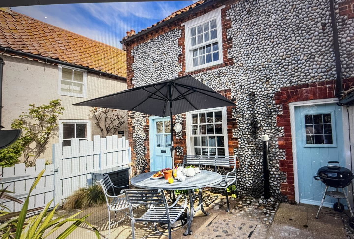 Yew Tree Cottage - Quaint Cottage Blakeney - Blakeney